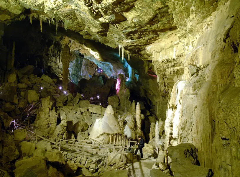 West Virginia Cave Tour - General Admission | Lost World Caverns