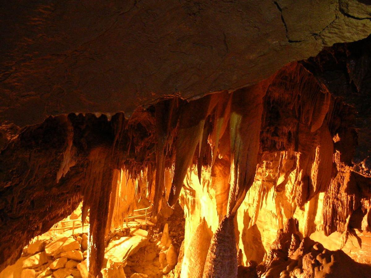 Lost World Caverns | Caves & Cavern Tours in West Virginia